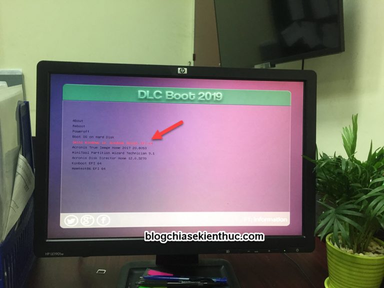 Cách tạo USB BOOT bằng DLC BOOT 2019 (không thể dễ hơn)